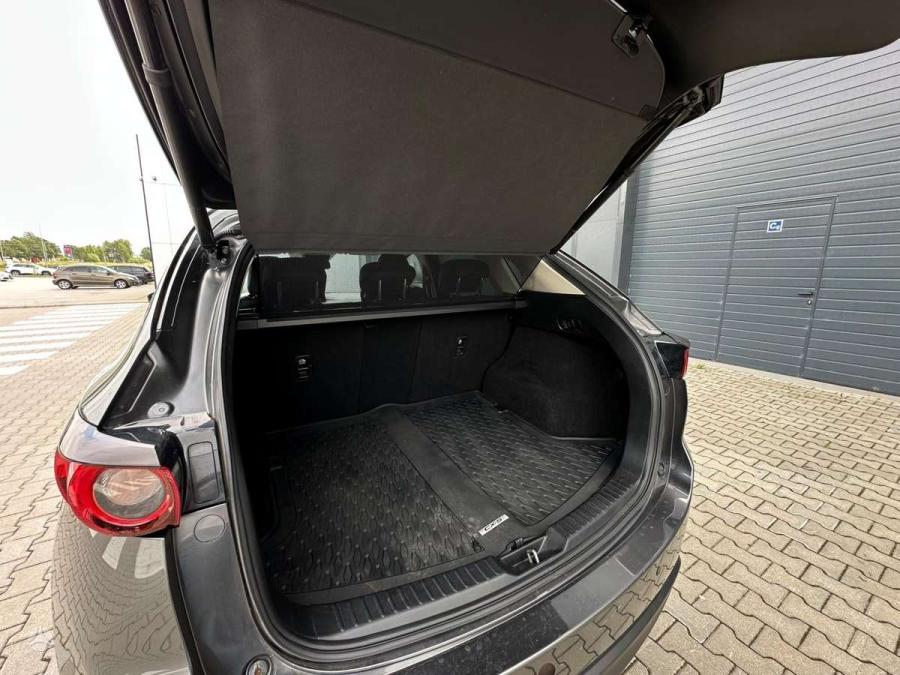 Pelēks Mazda CX-5 2019 Klaipėda, ar dzinēja tilpumu 2.00 L un nobraukumu 230 tūkst. km par 15300 €, foto 15 vietnē AUTOMOTO.COM.LV