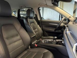 Pelēks Mazda CX-5 2019 Kauņa, ar dzinēja tilpumu 2.00 L un nobraukumu 78 tūkst. km par 20490 €, foto 28 vietnē AUTOMOTO.COM.LV