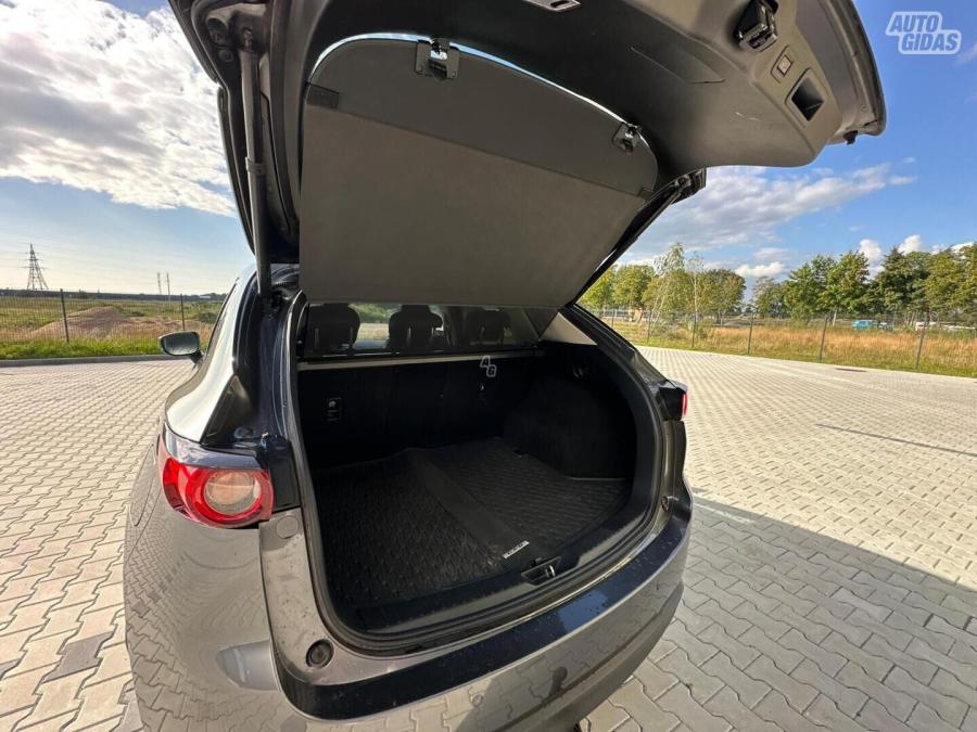 Grey Mazda CX-5 2019 in Klaipeda, with an engine capacity of 2.00 L and mileage of 230 thousand km for 14400 €, photo 10 on AUTOMOTO.COM.LV