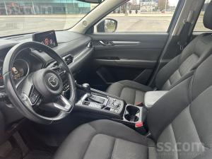 Grey Mazda CX-5 2020 in Riga, with an engine capacity of 2.00 L and mileage of 132 thousand km for 16500 €, photo 8 on AUTOMOTO.COM.LV