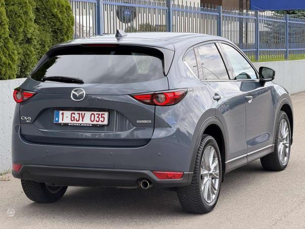 Grey Mazda CX-5 2020 in Vilnius, with an engine capacity of 2.19 L and mileage of 97 thousand km for 18000 €, photo 5 on AUTOMOTO.COM.LV
