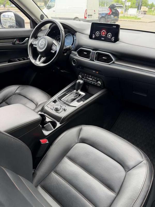 Grey Mazda CX-5 2020 in Vilnius, with an engine capacity of 2.19 L and mileage of 97 thousand km for 18000 €, photo 10 on AUTOMOTO.COM.LV