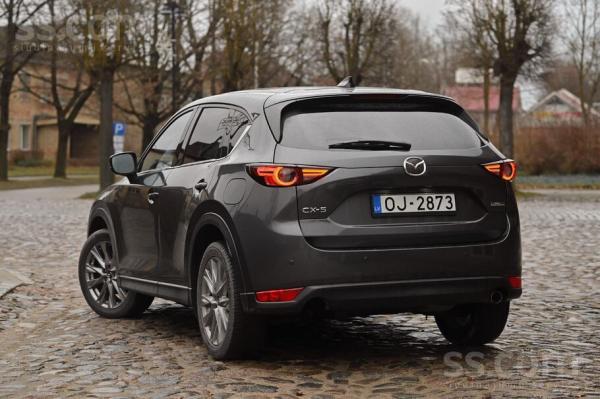 Grey Mazda CX-5 2021 in Jelgava, with an engine capacity of 2.20 L and mileage of 189 thousand km for 18500 €, photo 7 on AUTOMOTO.COM.LV