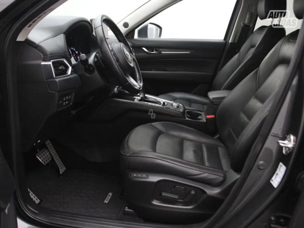Pelēks Mazda CX-5 2021 Viļņa, ar dzinēja tilpumu 2.50 L un nobraukumu 152 tūkst. km par 21699 €, foto 4 vietnē AUTOMOTO.COM.LV