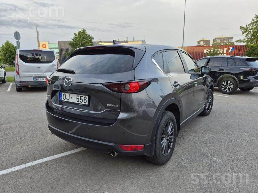 Grey Mazda CX-5 2021 in Riga, with an engine capacity of 2.00 L and mileage of 38 thousand km for 22000 €, photo 6 on AUTOMOTO.COM.LV