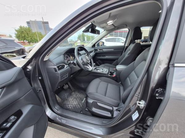 Pelēks Mazda CX-5 2021 Rīga, ar dzinēja tilpumu 2.00 L un nobraukumu 38 tūkst. km par 20900 €, foto 10 vietnē AUTOMOTO.COM.LV