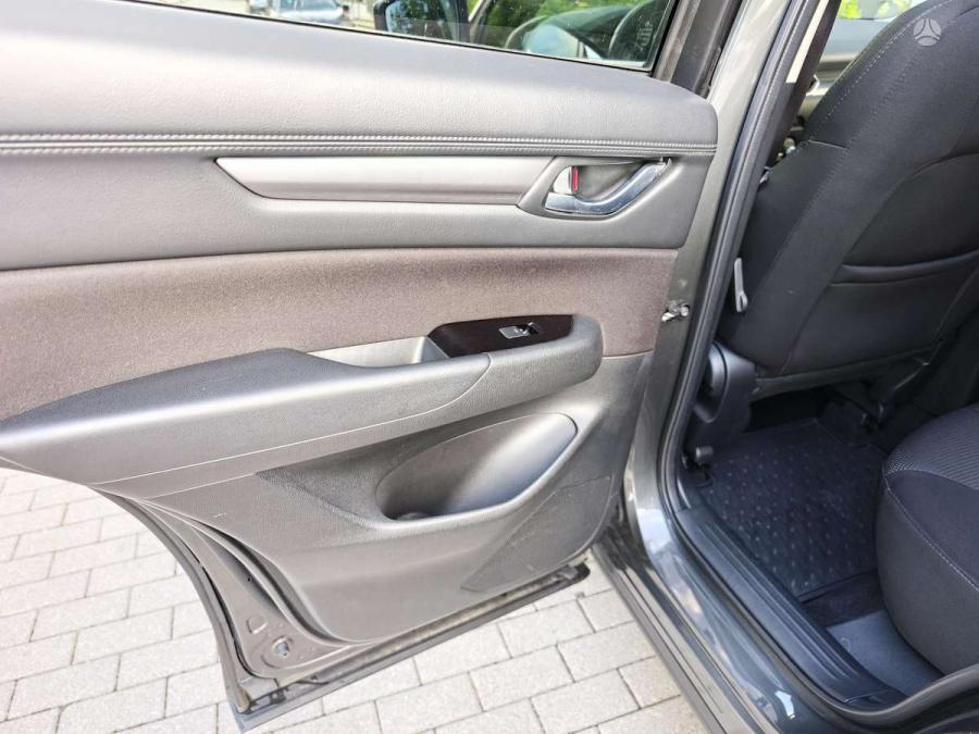 Pelēks Mazda CX-5 2021 Tauragė, ar dzinēja tilpumu 2.19 L un nobraukumu 240 tūkst. km par 10700 €, foto 14 vietnē AUTOMOTO.COM.LV