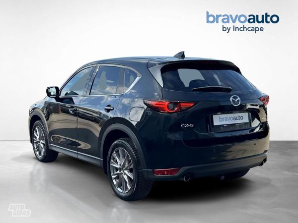 Mazda CX-5 2021 in Kaunas on AUTOMOTO.COM.LV Grey Mazda CX-5 2021 in Kaunas, with an engine capacity of 2.00 L and mileage of 108 thousand km for 24472 €, photo 4 on AUTOMOTO.COM.LV