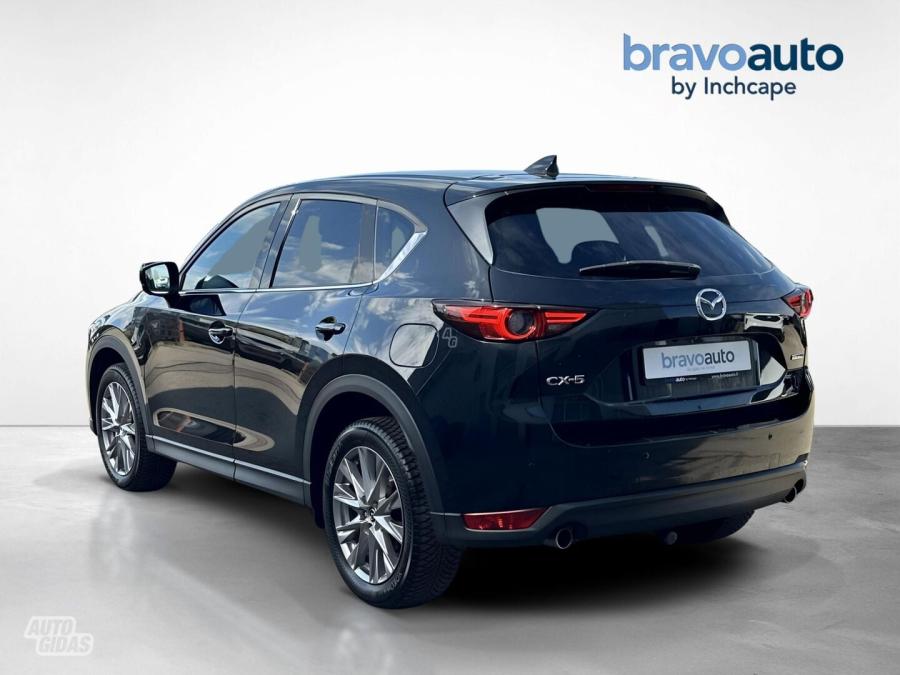 Pelēks Mazda CX-5 2021 Kauņa, ar dzinēja tilpumu 2.00 L un nobraukumu 108 tūkst. km par 24472 €, foto 4 vietnē AUTOMOTO.COM.LV