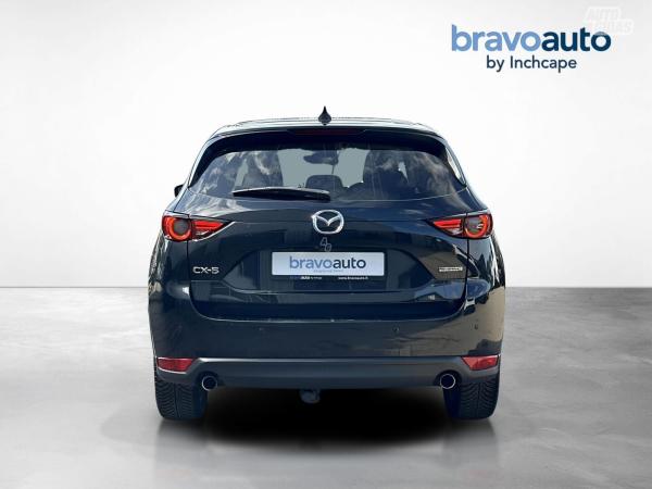 Mazda CX-5 2021 in Kaunas on AUTOMOTO.COM.LV Grey Mazda CX-5 2021 in Kaunas, with an engine capacity of 2.00 L and mileage of 108 thousand km for 24472 €, photo 5 on AUTOMOTO.COM.LV