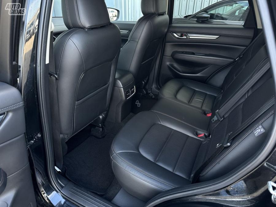 Pelēks Mazda CX-5 2021 Kauņa, ar dzinēja tilpumu 2.00 L un nobraukumu 108 tūkst. km par 24472 €, foto 13 vietnē AUTOMOTO.COM.LV