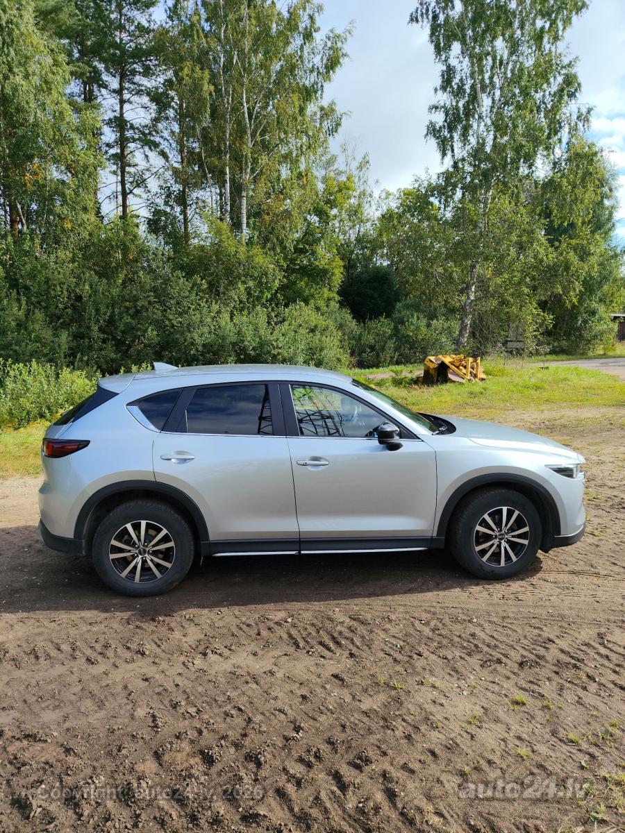 Grey Mazda CX-5 2022 in Voru, with an engine capacity of 2.00 L and mileage of 55 thousand km for 25000 €, photo 5 on AUTOMOTO.COM.LV