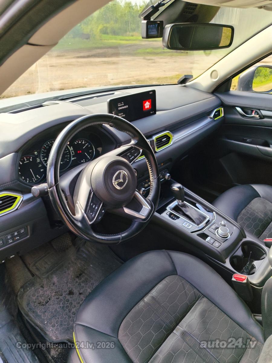 Grey Mazda CX-5 2022 in Voru, with an engine capacity of 2.00 L and mileage of 55 thousand km for 25000 €, photo 10 on AUTOMOTO.COM.LV