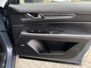 Grey Mazda CX-5 2023 in Klaipeda, with an engine capacity of 2.49 L and mileage of 16 thousand km for 20900 €, photo 6 on AUTOMOTO.COM.LV