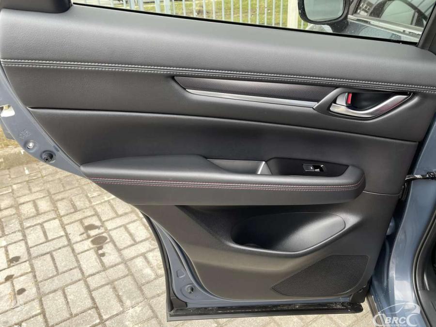 Grey Mazda CX-5 2023 in Klaipeda, with an engine capacity of 2.49 L and mileage of 16 thousand km for 20900 €, photo 13 on AUTOMOTO.COM.LV