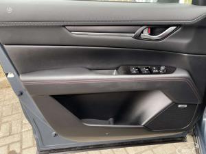 Grey Mazda CX-5 2023 in Klaipeda, with an engine capacity of 2.49 L and mileage of 16 thousand km for 20900 €, photo 15 on AUTOMOTO.COM.LV