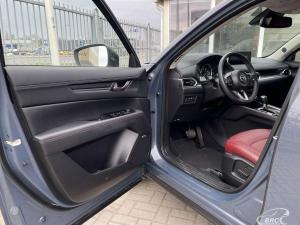 Grey Mazda CX-5 2023 in Klaipeda, with an engine capacity of 2.49 L and mileage of 16 thousand km for 20900 €, photo 16 on AUTOMOTO.COM.LV