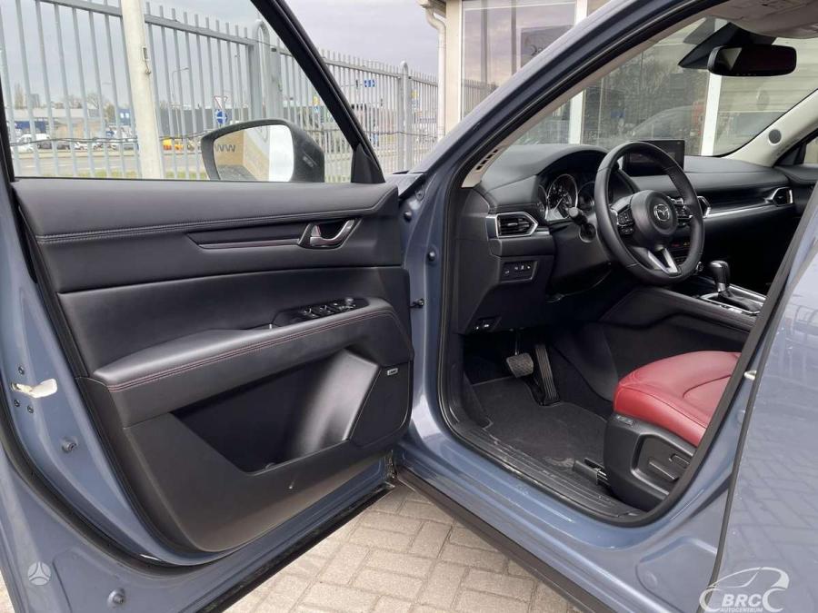Grey Mazda CX-5 2023 in Klaipeda, with an engine capacity of 2.49 L and mileage of 16 thousand km for 20900 €, photo 16 on AUTOMOTO.COM.LV