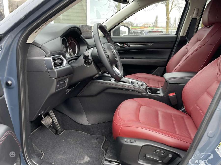Grey Mazda CX-5 2023 in Klaipeda, with an engine capacity of 2.49 L and mileage of 16 thousand km for 20900 €, photo 19 on AUTOMOTO.COM.LV