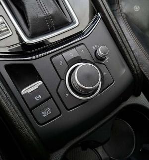 Pelēks Mazda CX-5 2023 Kretinga, ar dzinēja tilpumu 2.49 L un nobraukumu 93 tūkst. km par 22699 €, foto 40 vietnē AUTOMOTO.COM.LV