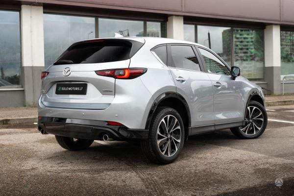 Pelēks Mazda CX-5 2023 Viļņa, ar dzinēja tilpumu 2.00 L un nobraukumu 103 tūkst. km par 26500 €, foto 4 vietnē AUTOMOTO.COM.LV