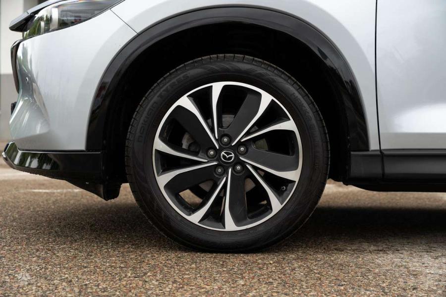 Pelēks Mazda CX-5 2023 Viļņa, ar dzinēja tilpumu 2.00 L un nobraukumu 103 tūkst. km par 26500 €, foto 8 vietnē AUTOMOTO.COM.LV