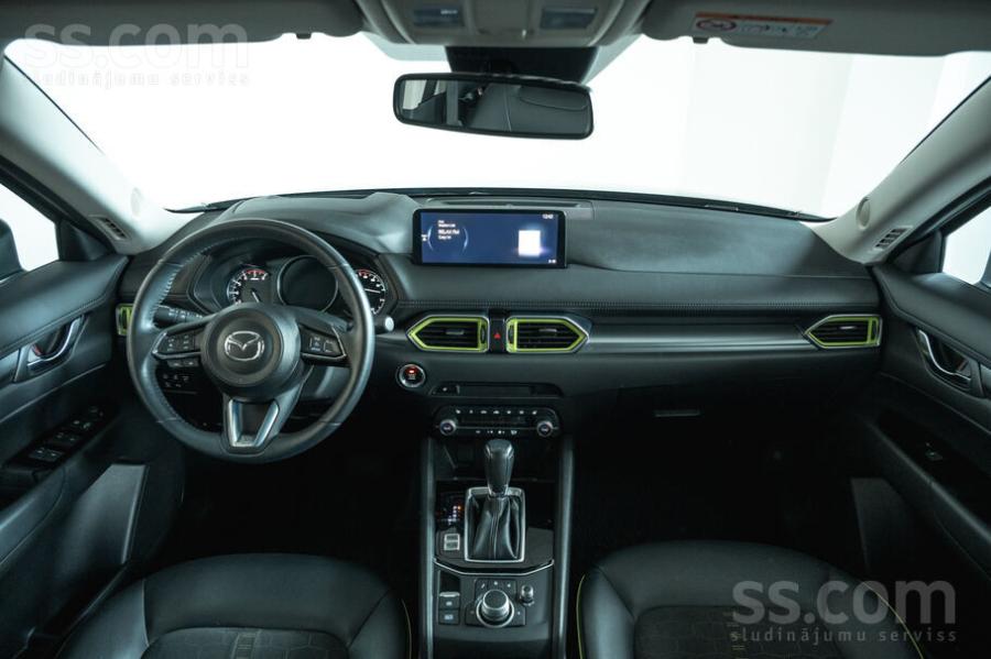 Pelēks Mazda CX-5 2023 Rīga, ar dzinēja tilpumu 2.50 L un nobraukumu 104 tūkst. km par 21990 €, foto 4 vietnē AUTOMOTO.COM.LV