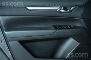 Pelēks Mazda CX-5 2023 Rīga, ar dzinēja tilpumu 2.50 L un nobraukumu 104 tūkst. km par 21990 €, foto 15 vietnē AUTOMOTO.COM.LV