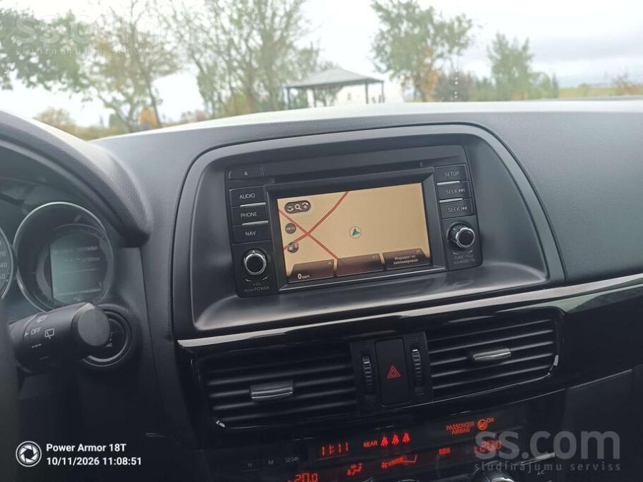 Grey Mazda CX-5 2013 in Madona, with an engine capacity of 2.20 L and mileage of 207 thousand km for 6900 €, photo 8 on AUTOMOTO.COM.LV