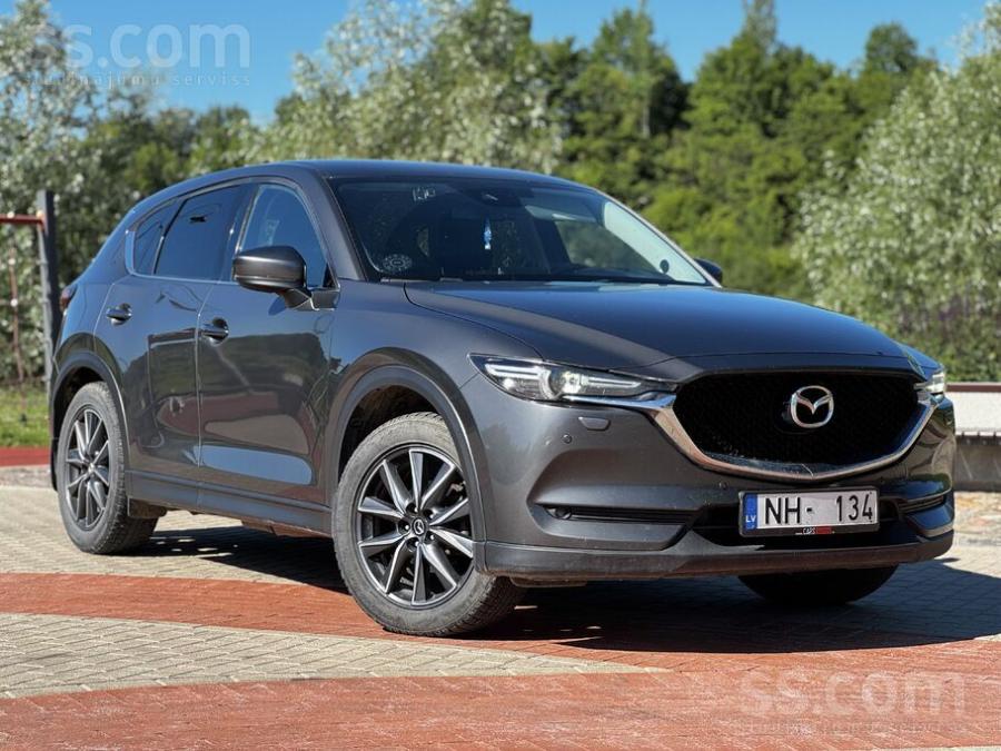 Grey Mazda CX-5 2018 in Bauska, with an engine capacity of 2.20 L and mileage of 169 thousand km for 13490 €, photo 1 on AUTOMOTO.COM.LV