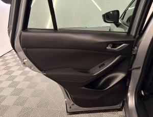 Grey Mazda CX-5 2012 in Marijampole, with an engine capacity of 2.20 L and mileage of 120 thousand km for 6999 €, photo 19 on AUTOMOTO.COM.LV