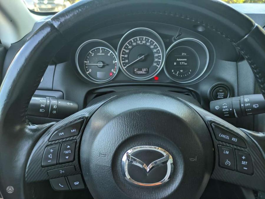 Grey Mazda CX-5 2015 in Kretinga, with an engine capacity of 2.20 L and mileage of 170 thousand km for 7950 €, photo 12 on AUTOMOTO.COM.LV