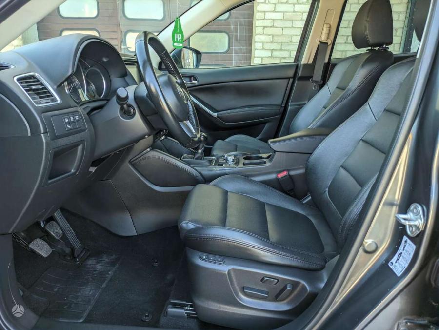 Grey Mazda CX-5 2015 in Kretinga, with an engine capacity of 2.20 L and mileage of 170 thousand km for 7950 €, photo 13 on AUTOMOTO.COM.LV