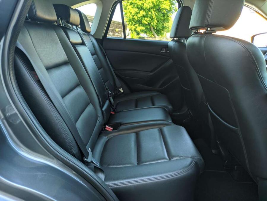Grey Mazda CX-5 2015 in Kretinga, with an engine capacity of 2.20 L and mileage of 170 thousand km for 7950 €, photo 16 on AUTOMOTO.COM.LV