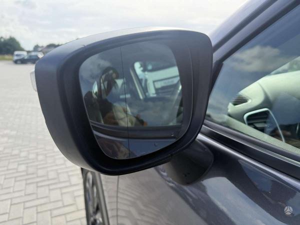 Grey Mazda CX-5 2015 in Taurage, with an engine capacity of 2.20 L and mileage of 250 thousand km for 8350 €, photo 7 on AUTOMOTO.COM.LV