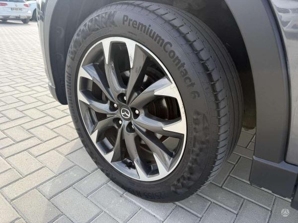 Grey Mazda CX-5 2015 in Taurage, with an engine capacity of 2.20 L and mileage of 250 thousand km for 8350 €, photo 8 on AUTOMOTO.COM.LV