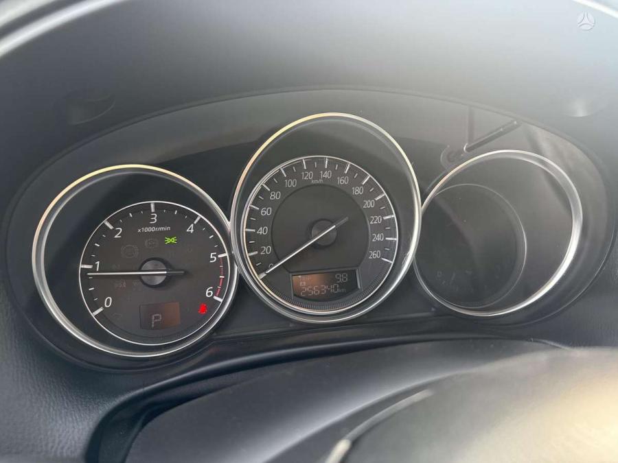 Pelēks Mazda CX-5 2015 Tauragė, ar dzinēja tilpumu 2.20 L un nobraukumu 250 tūkst. km par 8350 €, foto 16 vietnē AUTOMOTO.COM.LV