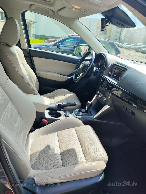 Pelēks Mazda CX-5 2012 Tallina, ar dzinēja tilpumu 2.20 L un nobraukumu 215 tūkst. km par 3800 €, foto 4 vietnē AUTOMOTO.COM.LV