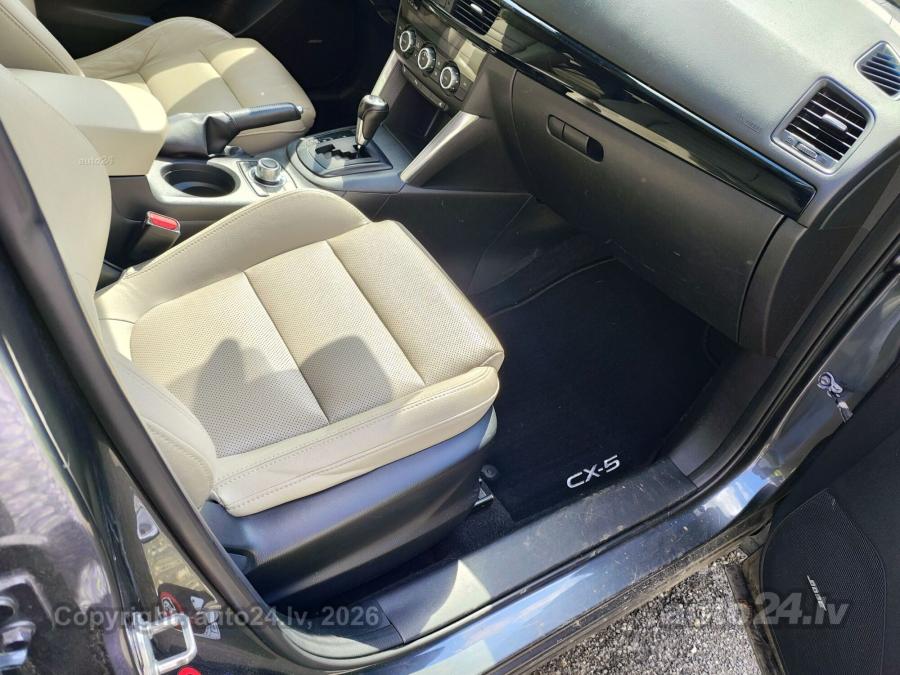 Grey Mazda CX-5 2012 in Tallinn, with an engine capacity of 2.20 L and mileage of 215 thousand km for 3800 €, photo 6 on AUTOMOTO.COM.LV