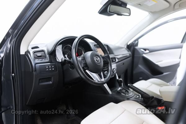 Pelēks Mazda CX-5 2013 Tallina, ar dzinēja tilpumu 2.20 L un nobraukumu 131 tūkst. km par 8990 €, foto 11 vietnē AUTOMOTO.COM.LV