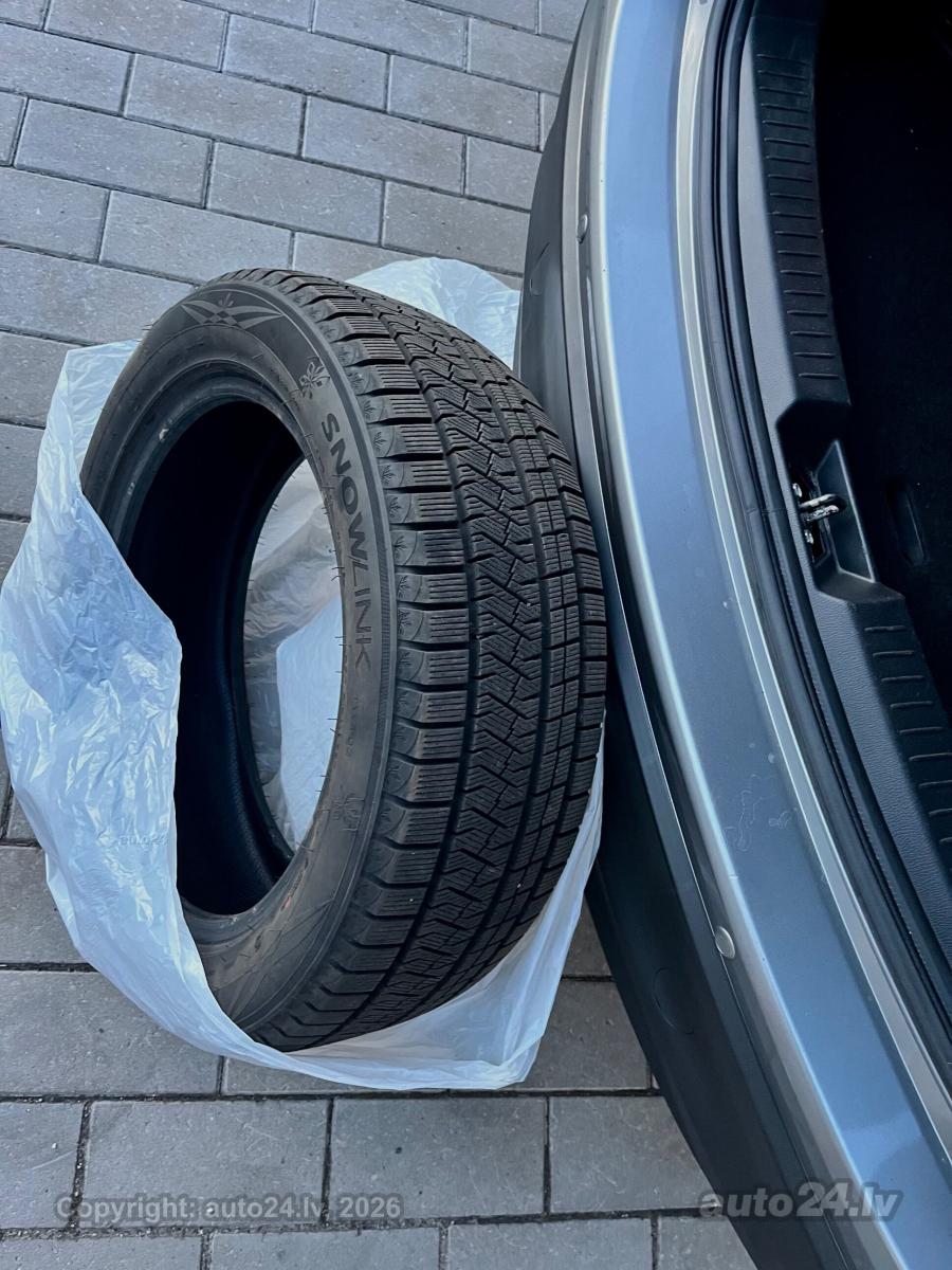 Grey Mazda CX-5 2013 in Parnu, with an engine capacity of 2.20 L and mileage of 173 thousand km for 8300 €, photo 52 on AUTOMOTO.COM.LV