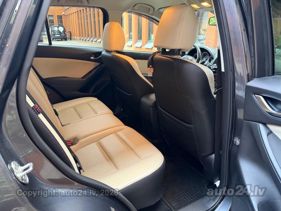 Pelēks Mazda CX-5 2014 Tartu, ar dzinēja tilpumu 2.00 L un nobraukumu 146 tūkst. km par 14990 €, foto 16 vietnē AUTOMOTO.COM.LV