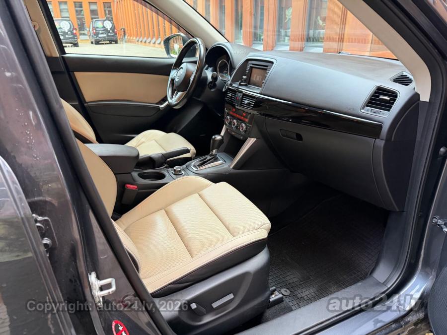 Pelēks Mazda CX-5 2014 Tartu, ar dzinēja tilpumu 2.00 L un nobraukumu 146 tūkst. km par 14990 €, foto 17 vietnē AUTOMOTO.COM.LV