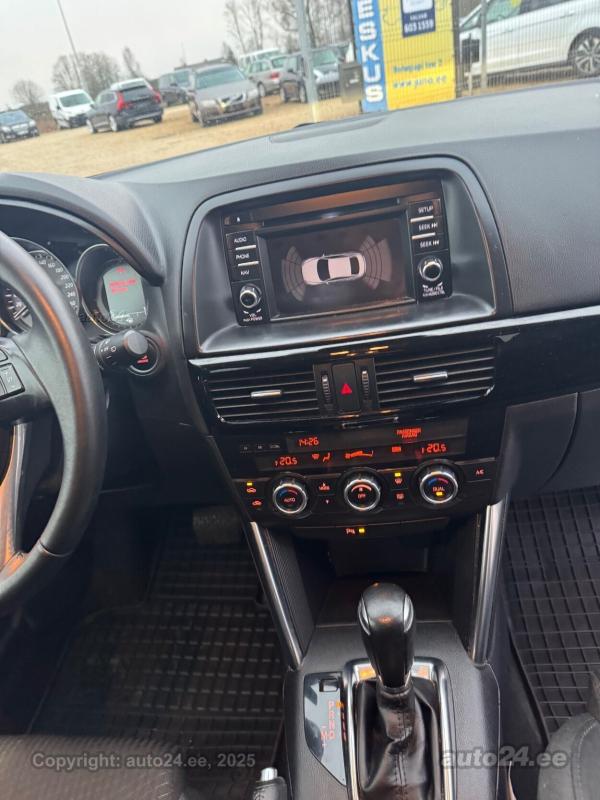Pelēks Mazda CX-5 2015 Tallina, ar dzinēja tilpumu 2.20 L un nobraukumu 218 tūkst. km par 9990 €, foto 11 vietnē AUTOMOTO.COM.LV