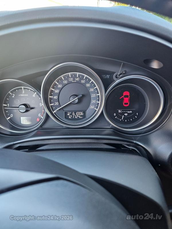 Grey Mazda CX-5 2015 in Tartu, with an engine capacity of 2.20 L and mileage of 122 thousand km for 10500 €, photo 6 on AUTOMOTO.COM.LV