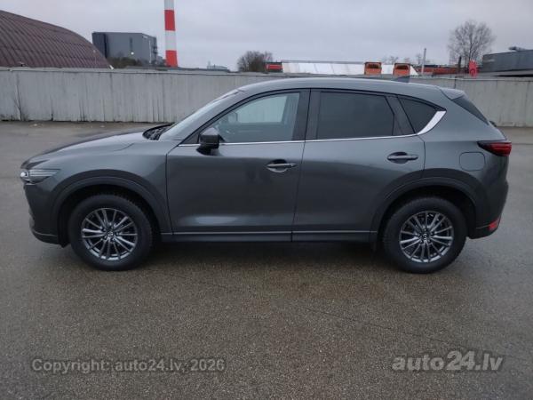 Grey Mazda CX-5 2017 in Tallinn, with an engine capacity of 2.20 L and mileage of 190 thousand km for 13800 €, photo 5 on AUTOMOTO.COM.LV