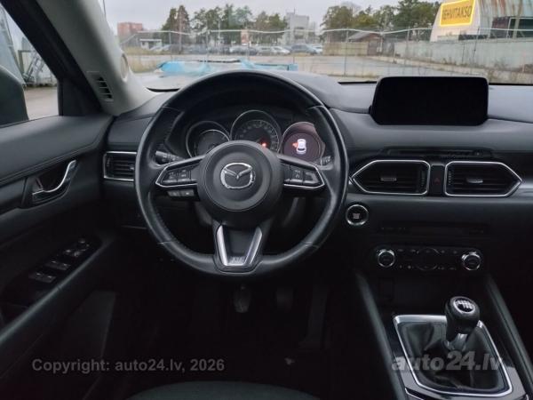 Grey Mazda CX-5 2017 in Tallinn, with an engine capacity of 2.20 L and mileage of 190 thousand km for 13800 €, photo 7 on AUTOMOTO.COM.LV