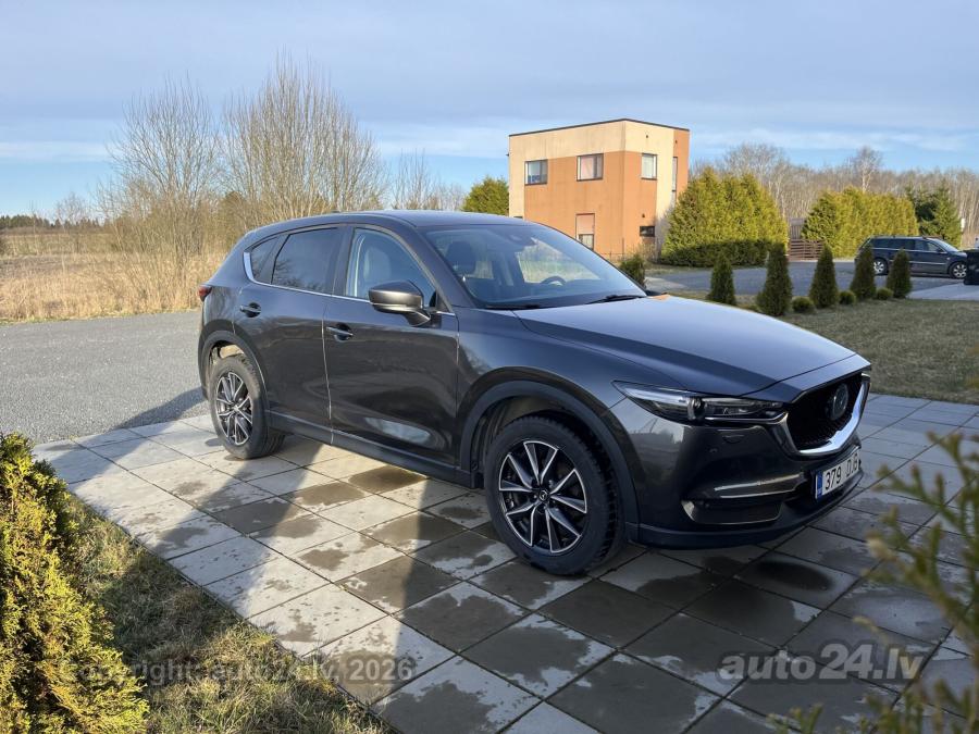 Grey Mazda CX-5 2017 in Tallinn, with an engine capacity of 2.20 L and mileage of 185 thousand km for 15000 €, photo 1 on AUTOMOTO.COM.LV