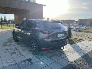 Grey Mazda CX-5 2017 in Tallinn, with an engine capacity of 2.20 L and mileage of 185 thousand km for 15000 €, photo 9 on AUTOMOTO.COM.LV