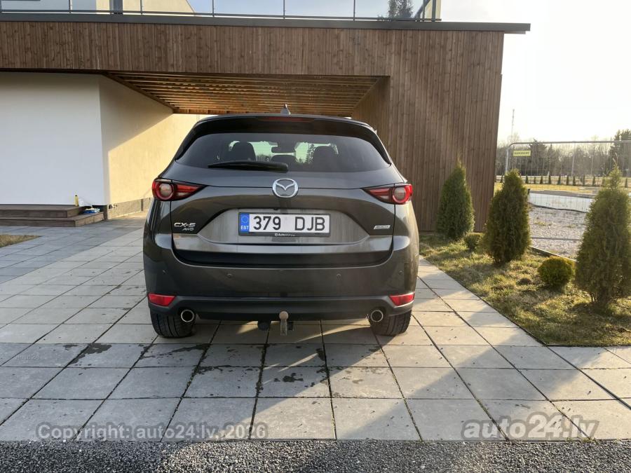 Grey Mazda CX-5 2017 in Tallinn, with an engine capacity of 2.20 L and mileage of 185 thousand km for 15000 €, photo 10 on AUTOMOTO.COM.LV